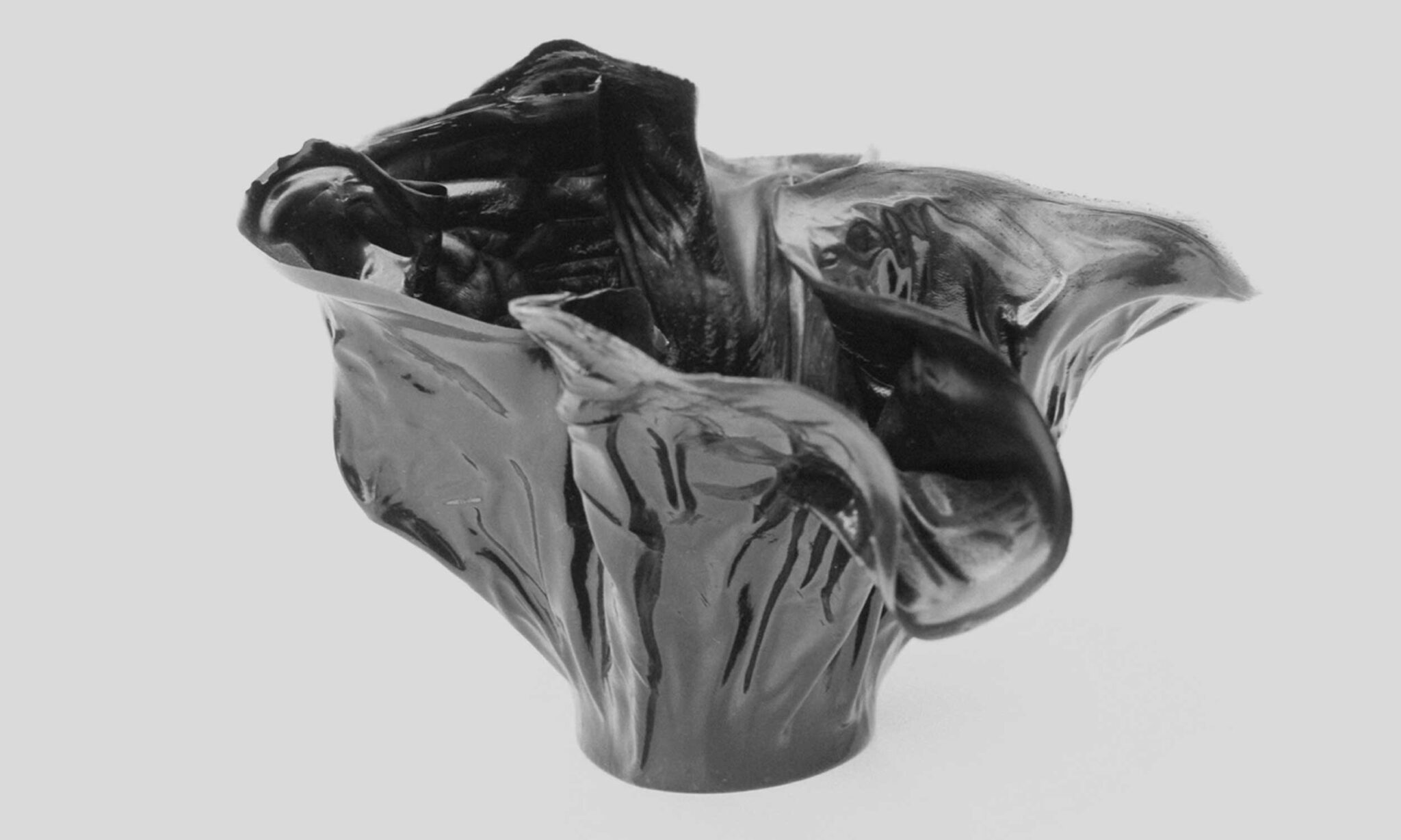 JOIA MAGAZINE - Revista impresa y digital sobre artes visuales