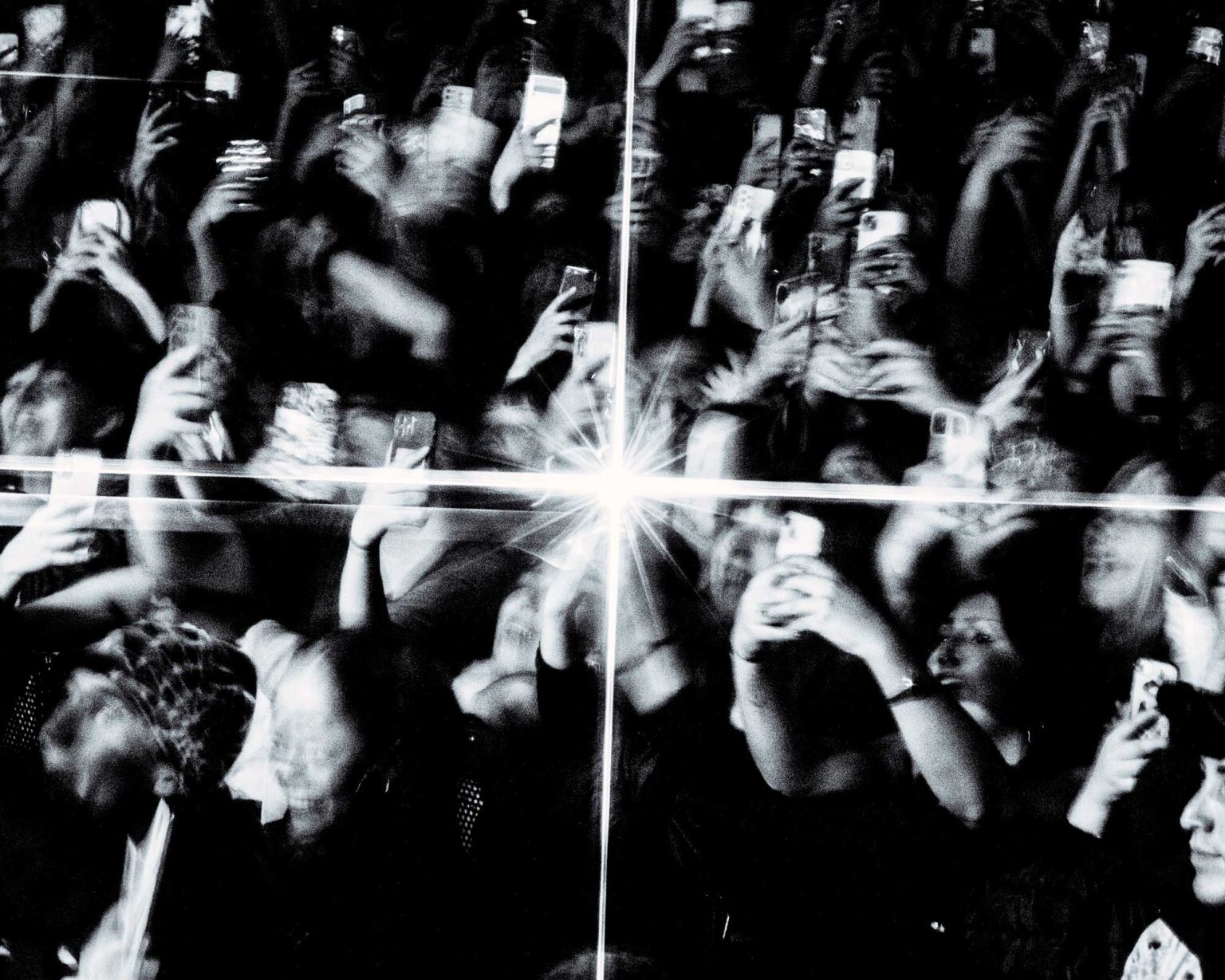 JOIA MAGAZINE - Revista impresa y digital sobre artes visuales